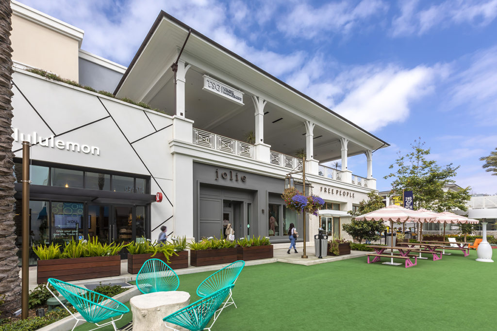 2nd and PCH in Long Beach, CA (CenterCal Properties) | W.E. O'Neil ...