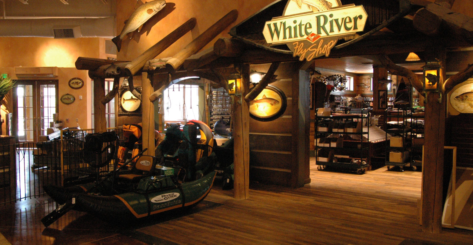 Bass Pro Mesa in Mesa, AZ (Bass Pro Shops) | W.E. O'Neil Construction