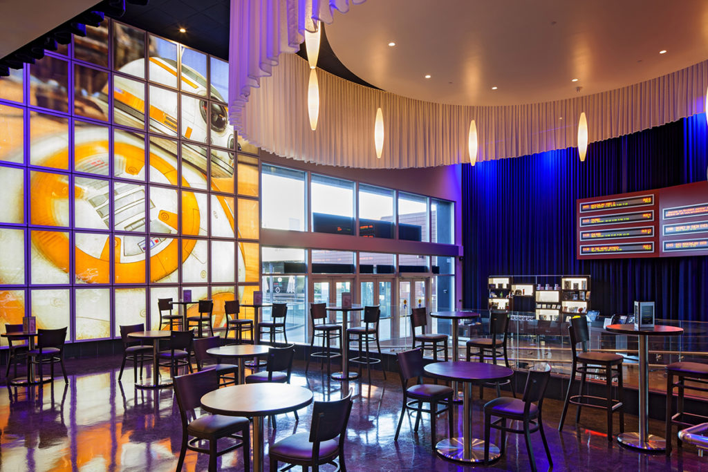 ArcLight Theater in Santa Monica, CA (The Macerich Company) | W.E. O ...