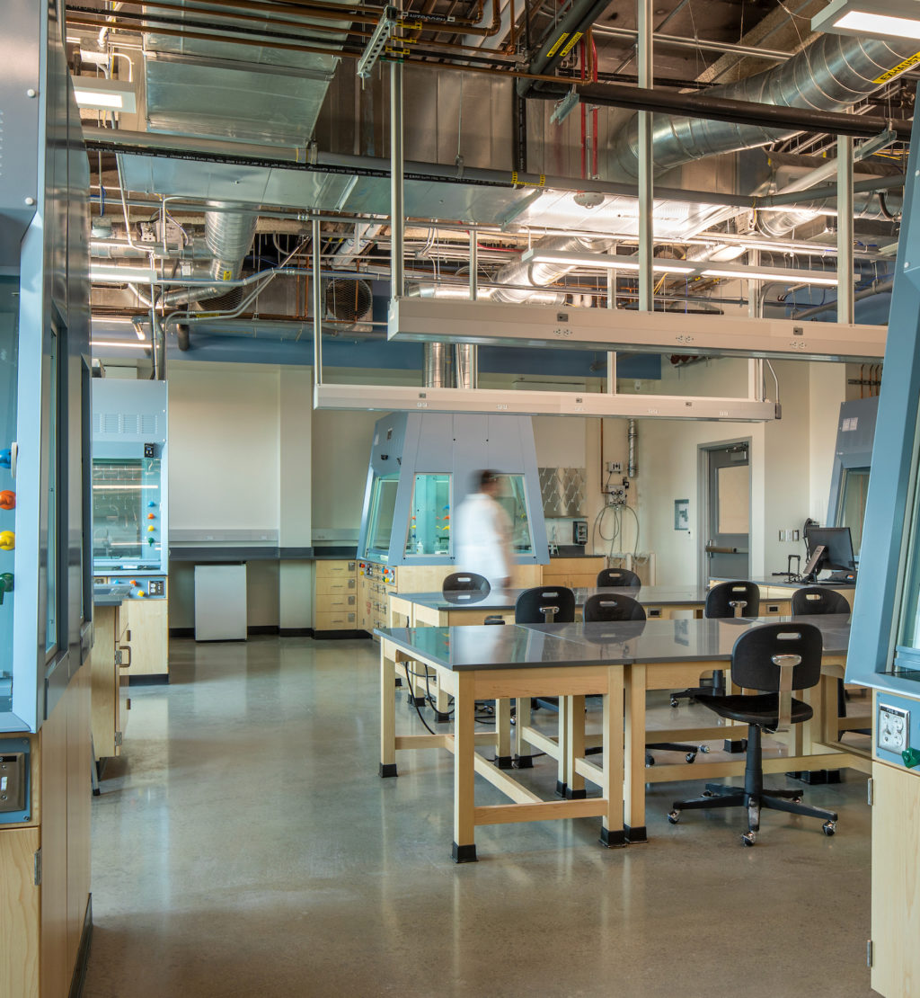 Cal Lutheran University Swenson Science Center in Thousand Oaks, CA ...