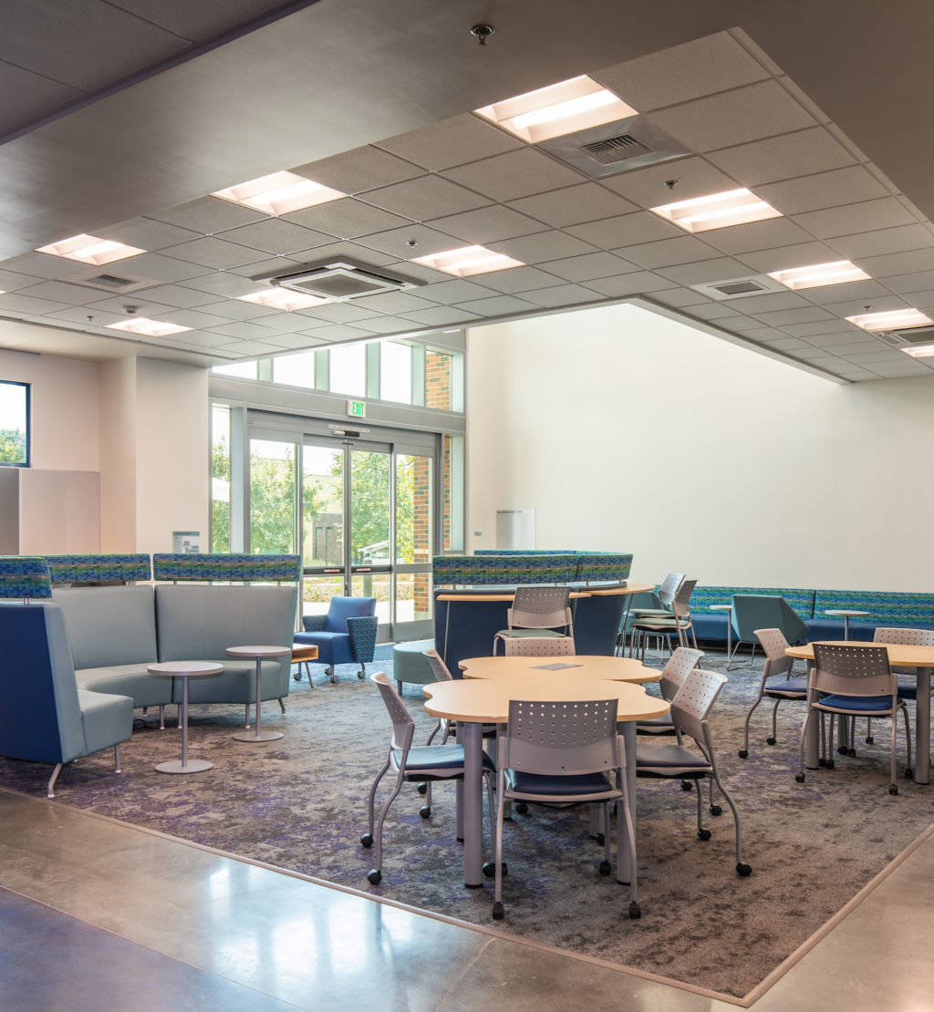 Cal Lutheran University Swenson Science Center in Thousand Oaks, CA ...