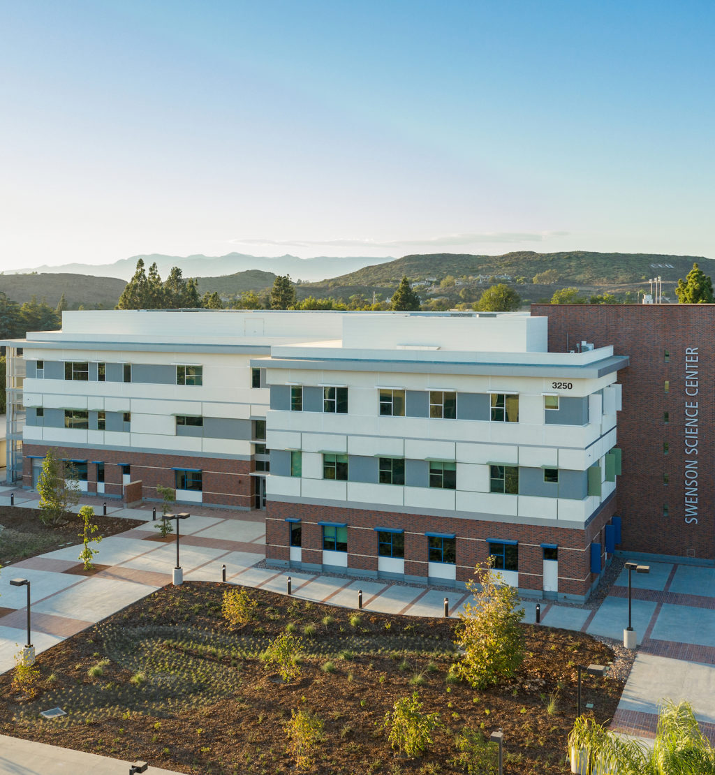 Cal Lutheran University Swenson Science Center in Thousand Oaks, CA ...