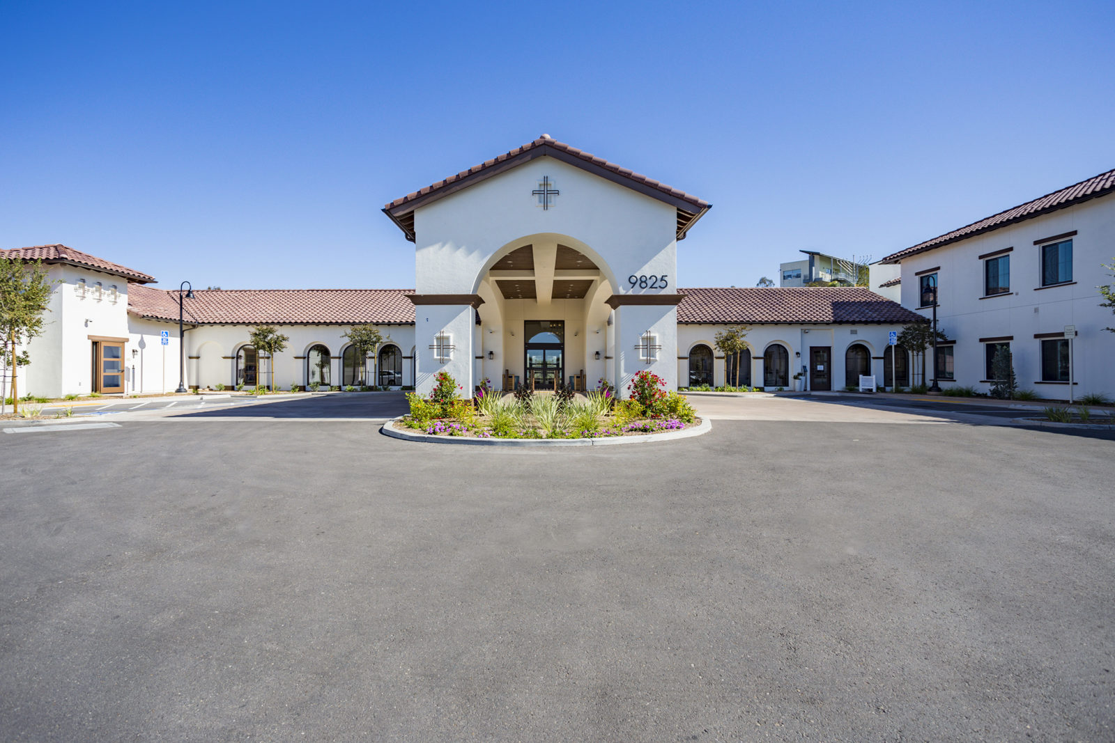 Ridgeview Health Center in San Diego, CA (Spieker Senior Development ...