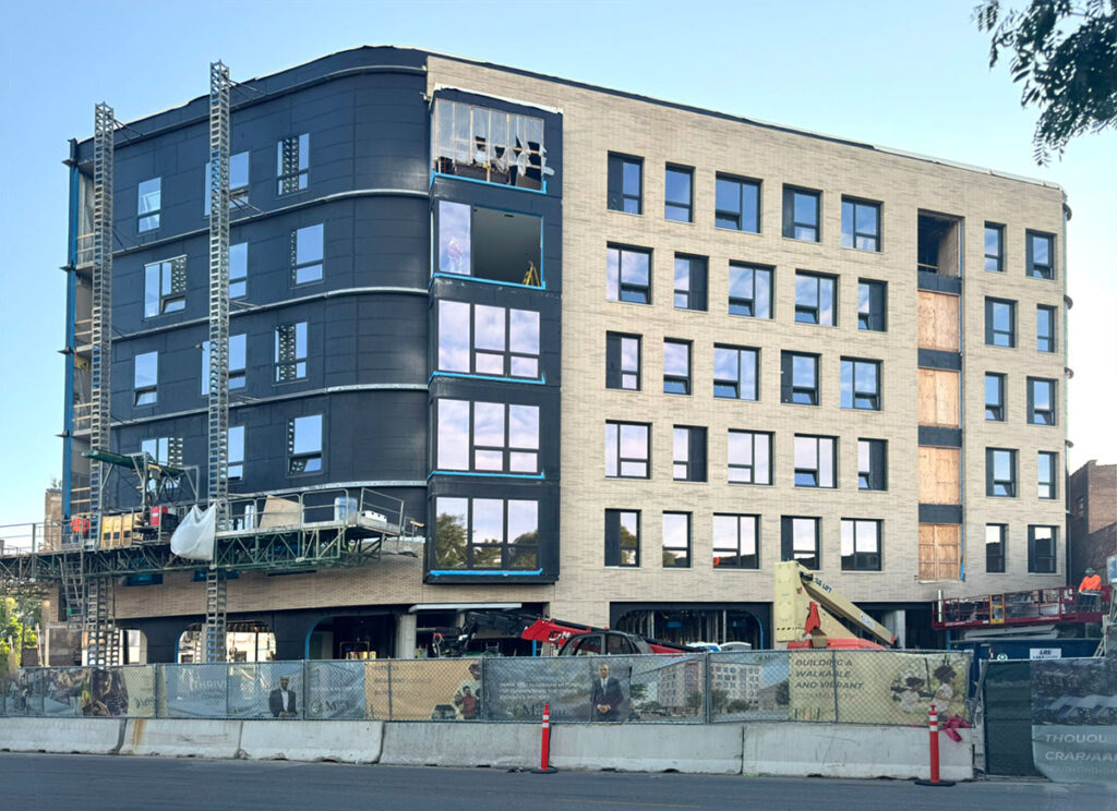 Thrive Exchange South Apartments in Chicago, IL (DL3 Realty) | W.E. O ...